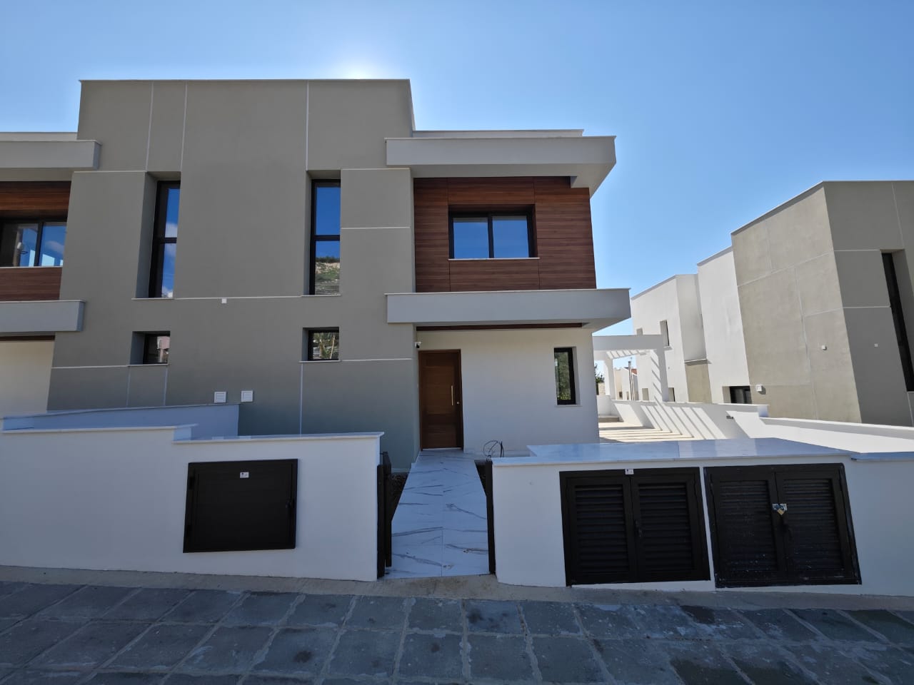 Nice 3 bedrooms Detached house in Palodeia, Limassol - LetoProperties